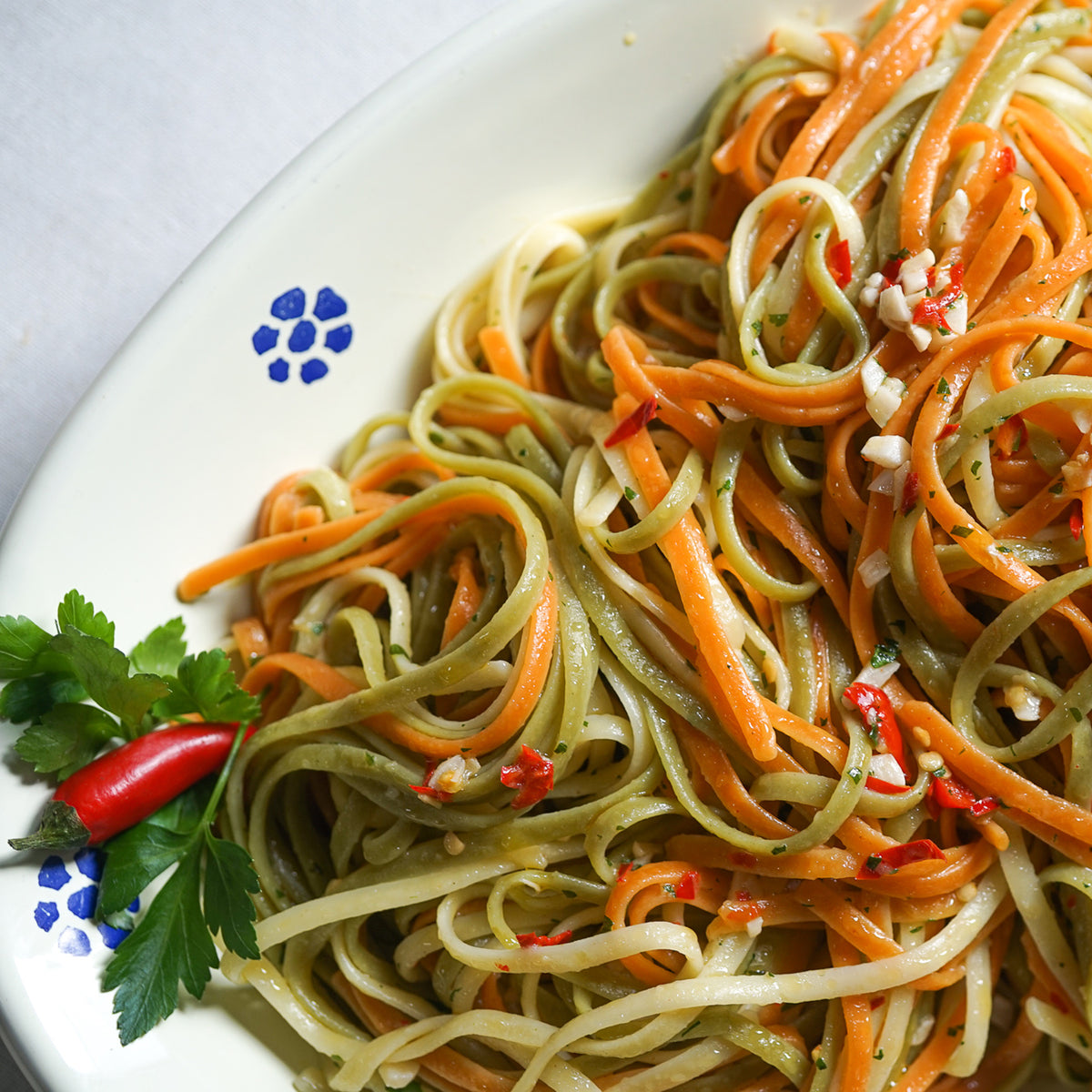 Organic Tricolor Pasta Linguine - Italian Gift Set by Morelli - Mercato ...